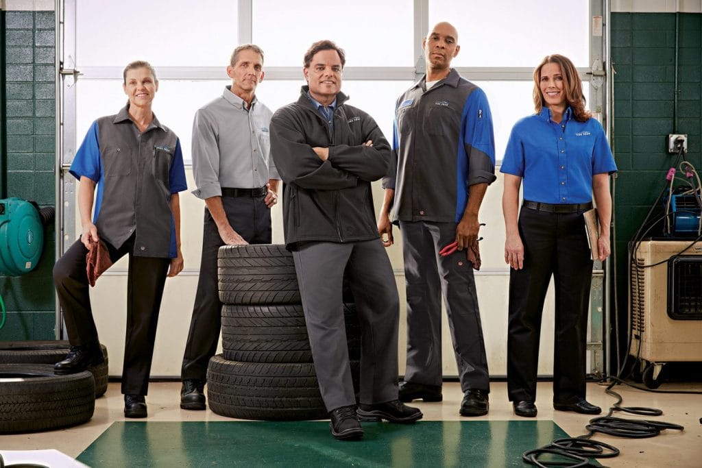 Benefits of a Professional Uniform Service | Phelps USA
